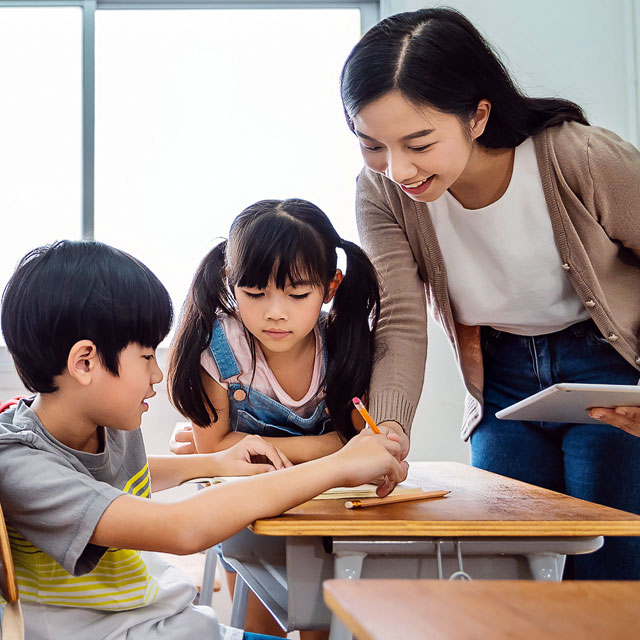 Teaching English in Hong Kong: Level Up Your Career | Hong Kong TESOL